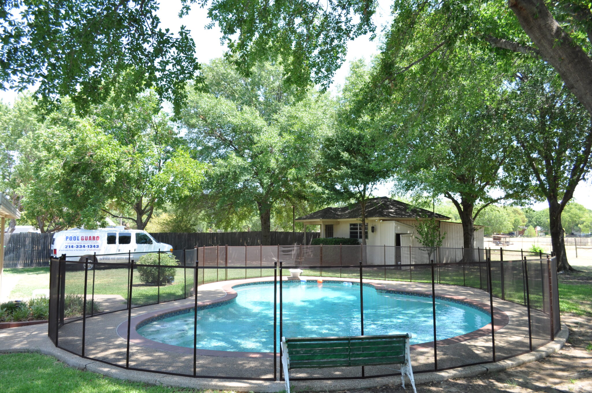 New Jersey Pool Fence Laws & Requirements in 2025