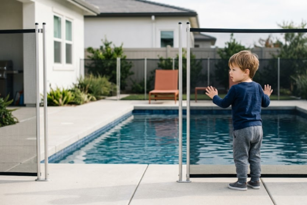 Florida Pool Fence Laws & Requirements in 2026